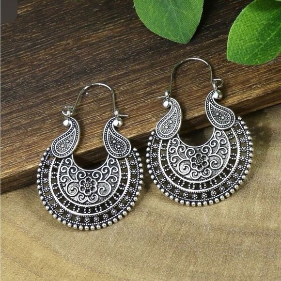 Sunshine Accessories | Jewelry | 735silverhuggies | Poshmark